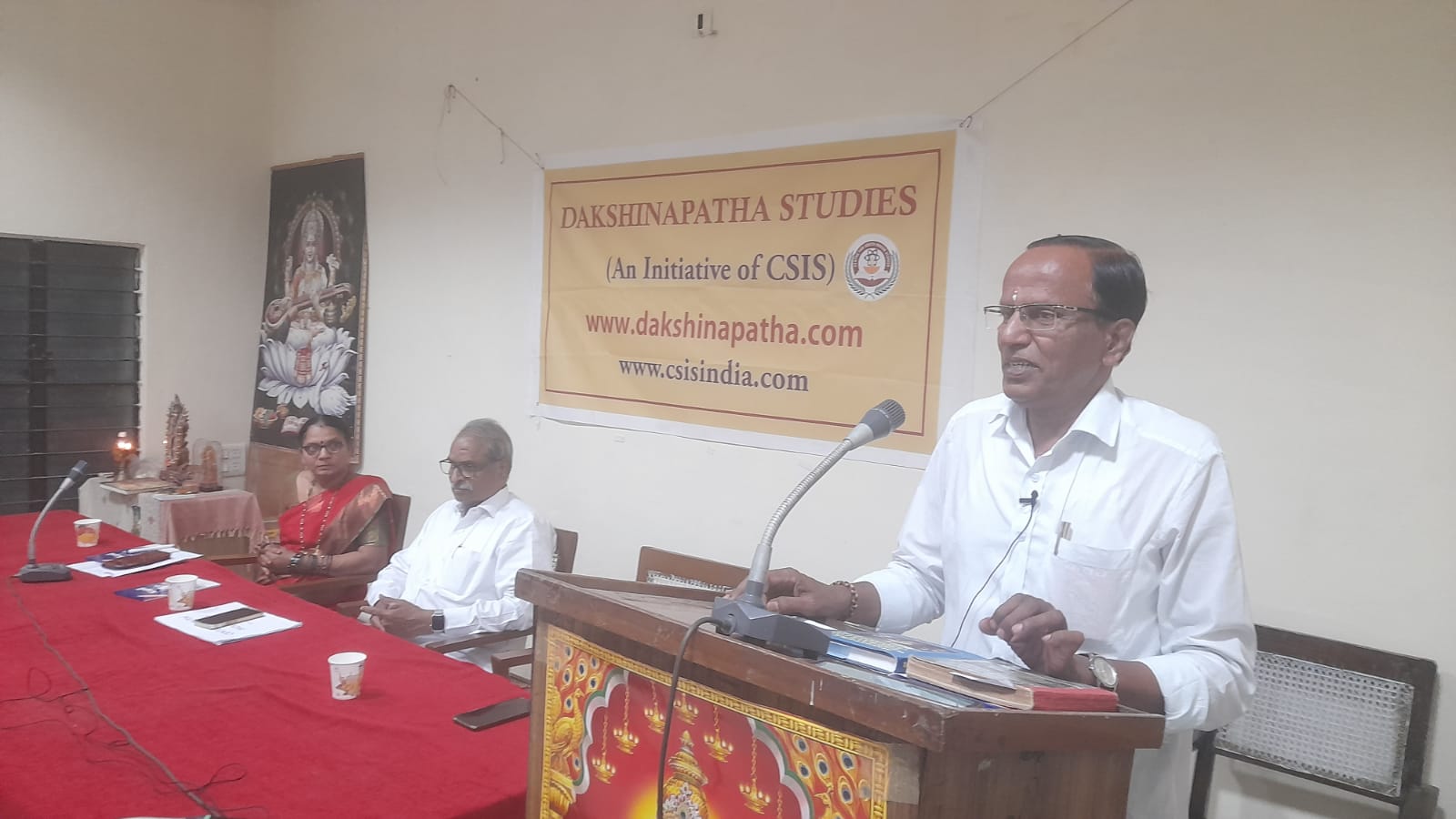 'మ‌న చ‌రిత్ర‌పై మ‌రింత అధ్య‌య‌నం అవ‌స‌రం' - VSK Telangana